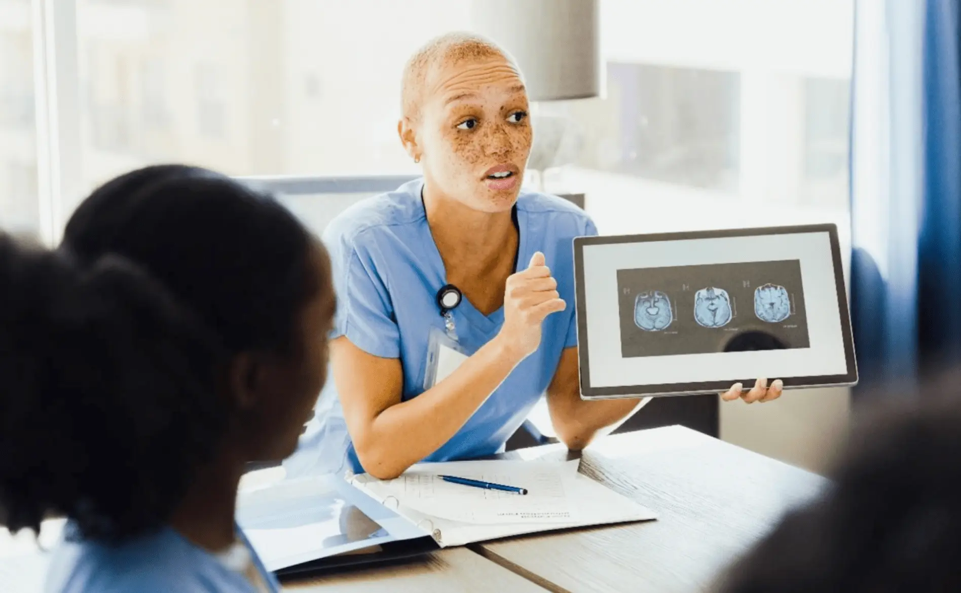 5 ways to boost healthcare workflows with AI - BOI (Board of Innovation)